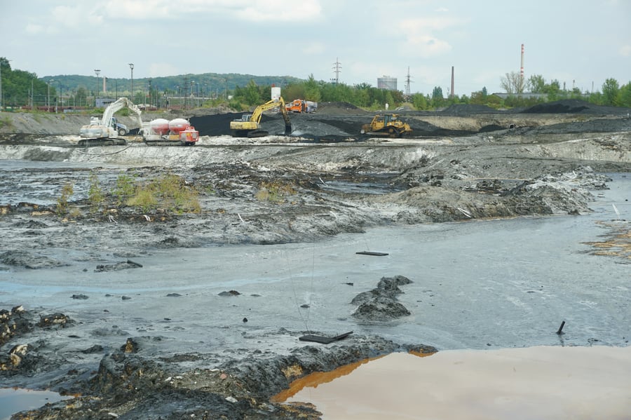 Why Your Water Remediation Company Needs Fast Waste Pickup